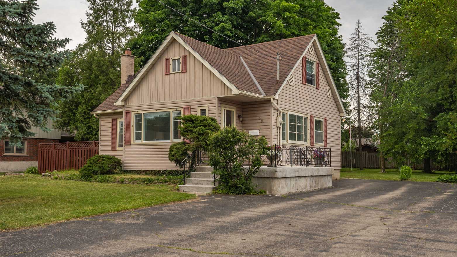 Rise Realty Group | Brantford Real Estate | Raising Expectations